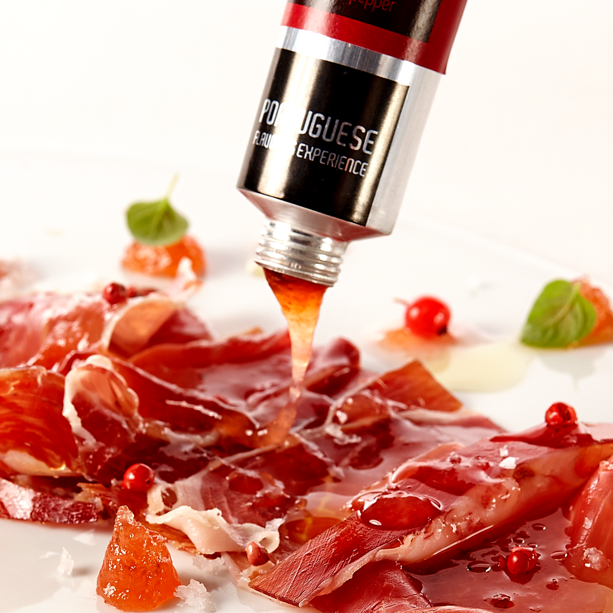 Compota de Pera Rocha, Groselha e Pimenta Rosa em Bisnaga | meia.dúzia ...